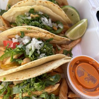 TACOS GOMEZ - Updated April 2025 - 84 Photos & 79 Reviews - 1348 Long ...