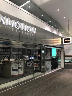 INMOTION ENTERTAINMENT - Updated September 2025 - 10 Photos & 34 ...