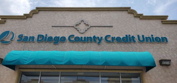 SAN DIEGO COUNTY CREDIT UNION - Updated June 2025 - 17 Photos & 104 ...