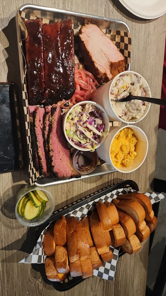 DESTINATION SMOKEHOUSE - Updated January 2025 - 311 Photos & 150 ...