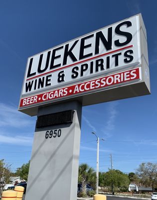 LUEKENS WINE & SPIRITS - Updated March 2025 - 19 Photos & 15 Reviews ...