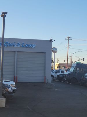 SUNLAND FORD - Updated October 2025 - 84 Photos & 330 Reviews - 15330 ...