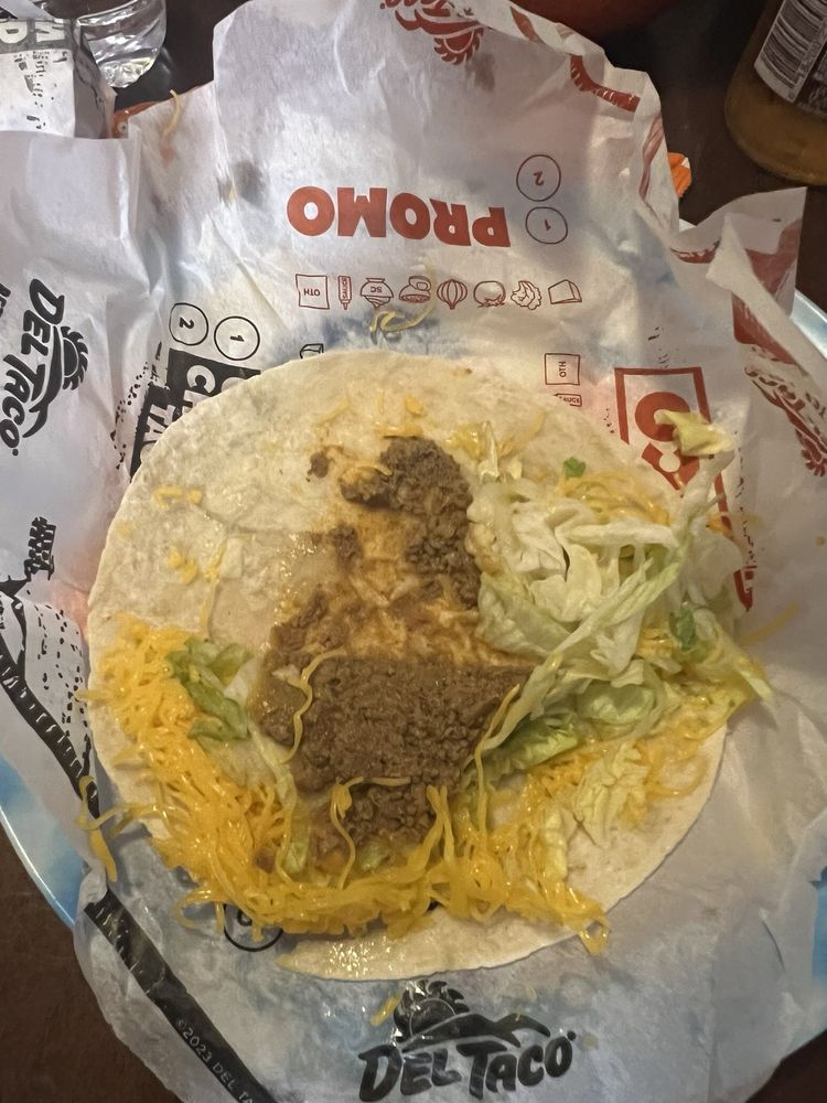 DEL TACO - Updated July 2025 - 26 Photos & 70 Reviews - 3702 Highland ...