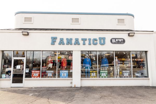 FANATIC U - Updated December 2025 - 16 Photos & 25 Reviews - 30409 Ford ...