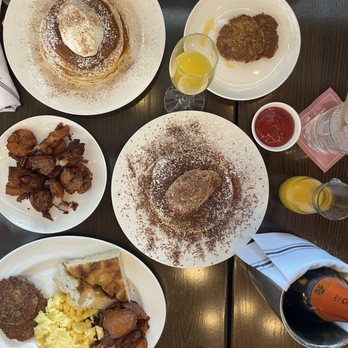 BAR VETTI - Updated December 2024 - 725 Photos & 336 Reviews - 727 E ...