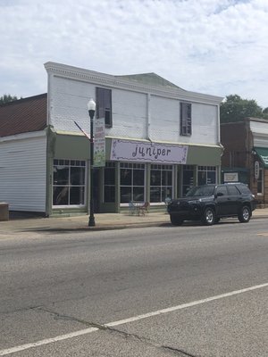 JUNIPER - 41 Photos & 46 Reviews - 640 E Main St, Ridge Spring, South ...