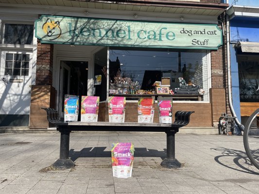 KENNEL CAFE - Updated December 2025 - 10 Reviews - 285 Roncesvalles ...