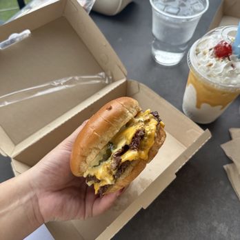 LR BURGER - Updated February 2025 - 45 Photos & 31 Reviews - 3151 Main ...