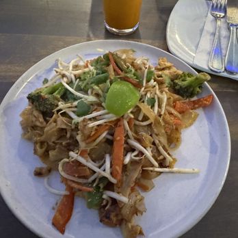 SEA THAI BISTRO - Updated January 2025 - 639 Photos & 616 Reviews ...