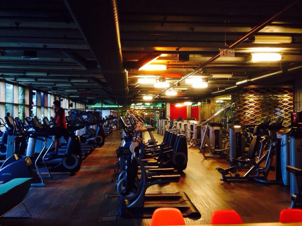 MAC BEBEKOY - Updated July 2025 - 11 Photos - Bebek Mah., İstanbul ...