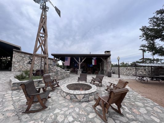 YO RANCH HEADQUARTERS - Updated November 2024 - 46 Photos - 1736 Yo ...