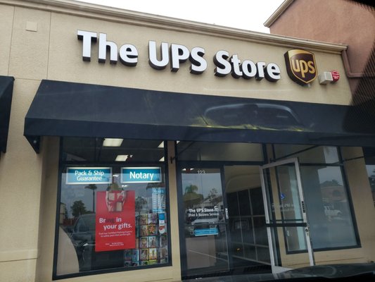 THE UPS STORE - Updated November 2024 - 28 Photos & 133 Reviews - 6755 ...