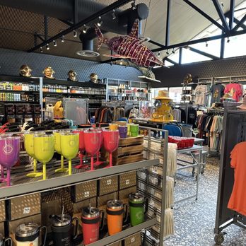 OCEAN LAB TAPROOM - Updated May 2025 - 572 Photos & 201 Reviews ...