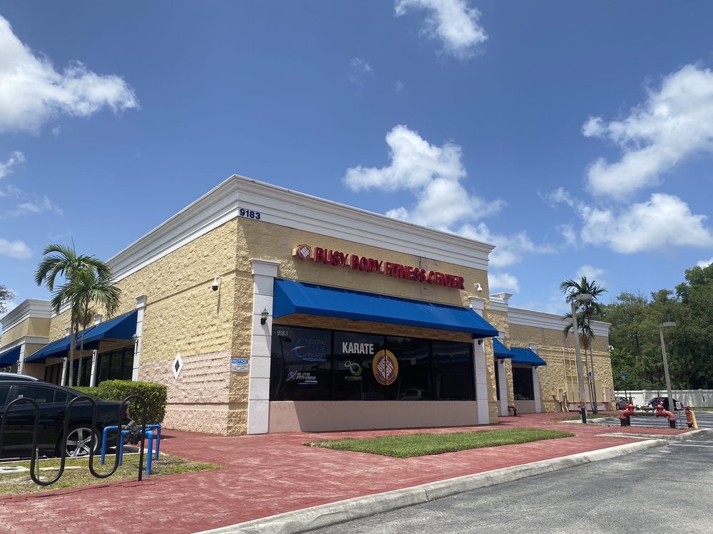 BUSY BODY FITNESS CENTER - 67 Photos & 45 Reviews - 9183 Glades Rd ...
