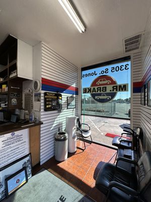 MR. BRAKE - Updated April 2026 - 70 Photos & 772 Reviews - 3305 S Jones ...