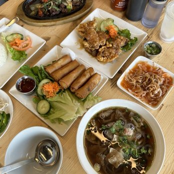 PHO LEGEND - Updated June 2024 - 501 Photos & 477 Reviews - 209 S ...