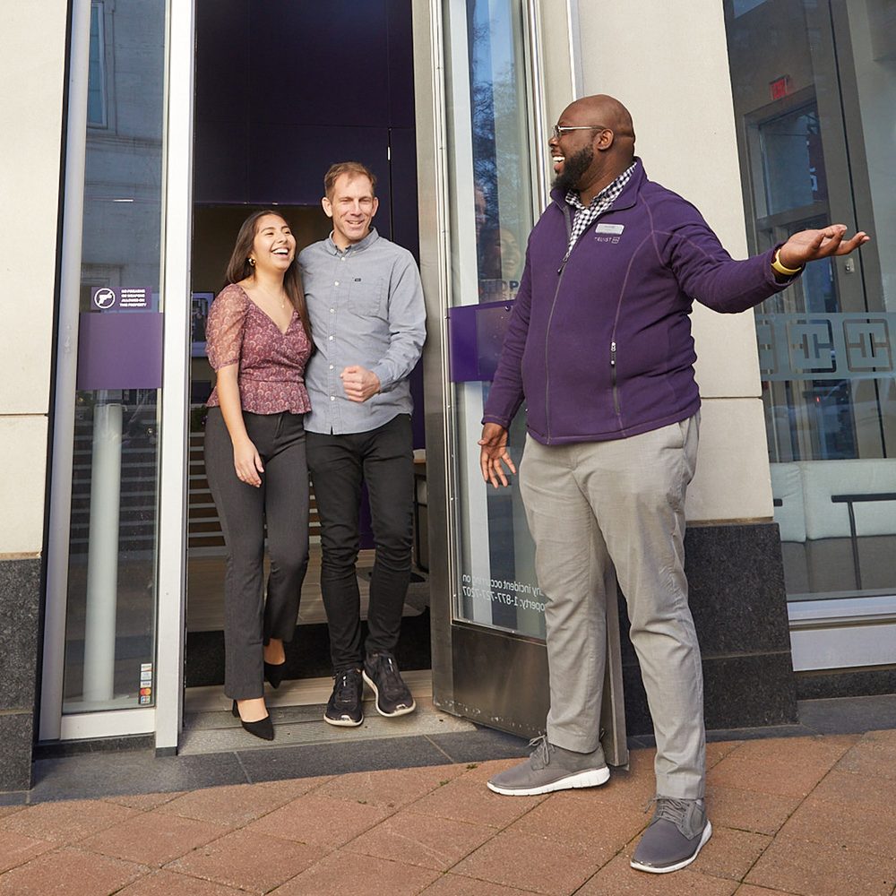 TRUIST - Updated November 2024 - 2211 US Hwy 19 N, Holiday, Florida ...