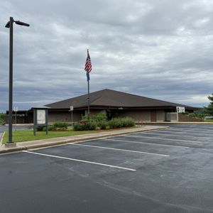 L E PHILLIPS MEMORIAL PUBLIC LIBRARY - Updated October 2025 - 400 Eau ...