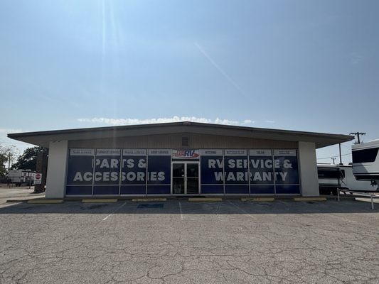 FUN TOWN RV GIDDINGS - Updated October 2025 - 29 Photos & 36 Reviews ...