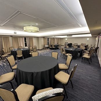 SHERATON BOSTON NEEDHAM HOTEL - Updated December 2025 - 113 Photos ...