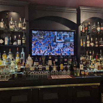 SKIPOLINI’S ITALIAN - Updated July 2025 - 791 Photos & 710 Reviews ...