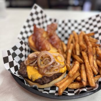 SLIDERS BURGER - Updated August 2024 - 798 Photos & 1333 Reviews - 1645 ...