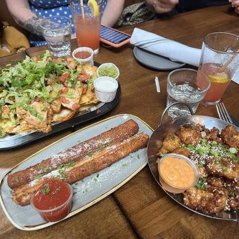 DEVLIN’S - Updated November 2024 - 377 Photos & 506 Reviews - 332 ...