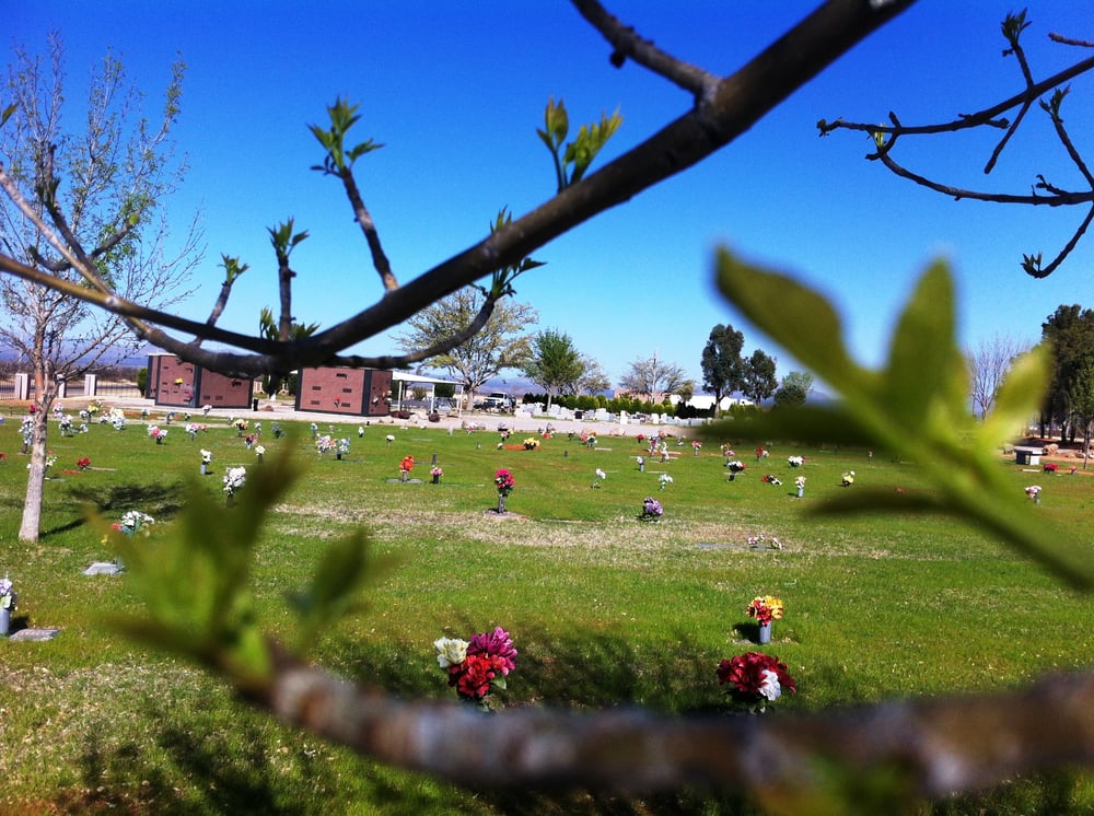 COCHISE MEMORY GARDENS CEMETERY - Updated March 2025 - 22 Photos - 5590 ...