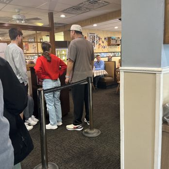 YODER’S RESTAURANT & AMISH VILLAGE - Updated June 2024 - 1451 Photos ...