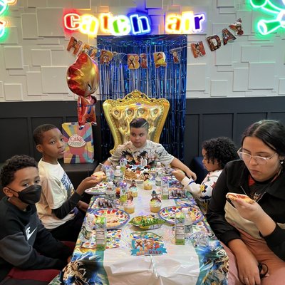 CATCH AIR - Updated October 2025 - 20 Photos & 10 Reviews - 424 Market ...