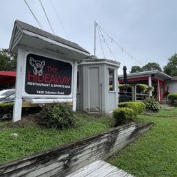 THE HIDEAWAY - Updated January 2026 - 1560 Photos & 1421 Reviews - 1439 ...