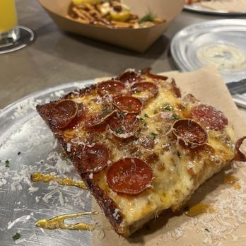 RIIP BEER & PIZZERIA - Updated November 2024 - 58 Photos & 30 Reviews ...