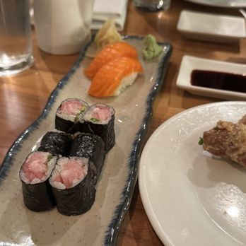 PERRY’S RESTAURANT - Updated December 2024 - 852 Photos & 910 Reviews ...