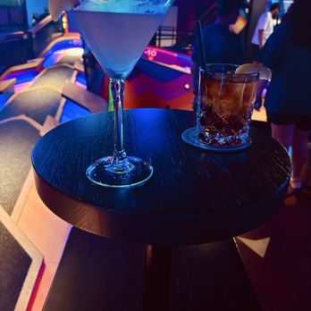 PUTTSHACK - ADDISON - Updated May 2025 - 348 Photos & 157 Reviews ...