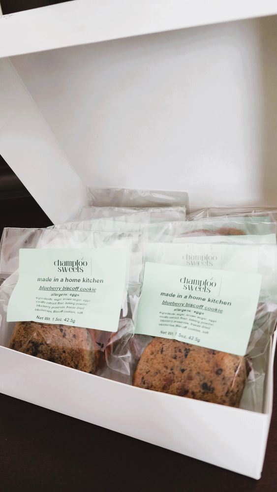 CHAMPLOO SWEETS - Updated May 2025 - 77 Photos & 17 Reviews - Vista ...