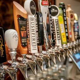 BUSHFIRE KITCHEN - EASTVALE - Updated December 2025 - 450 Photos & 613 ...