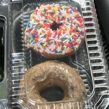 HEIDI HO DONUTS - Updated December 2025 - 17 Photos - 137 E Bridge St ...
