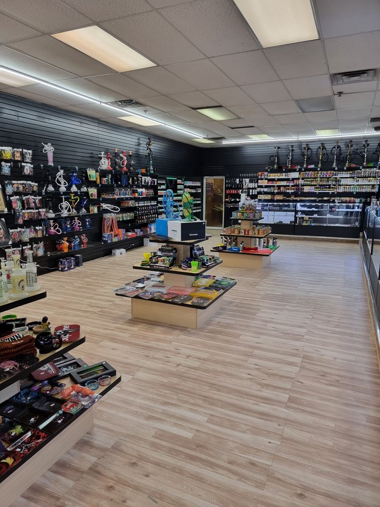 MR VAPOR SMOKE SHOP - SPRINGDALE - Updated December 2025 - 10 Photos ...
