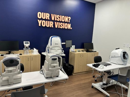 VISIONWORKS DOCTORS OF OPTOMETRY - Updated August 2025 - 20 Photos & 26 ...