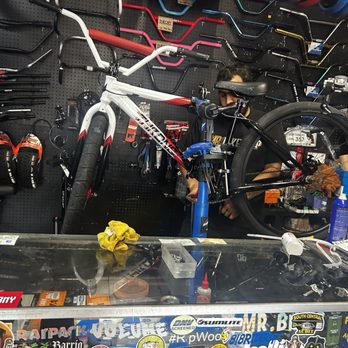 MR BIKE SHOP - Updated June 2024 - 206 Photos & 302 Reviews - 2207 E Florence Ave, Huntington ...