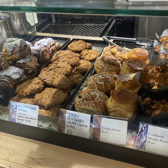 PUBLICAN QUALITY BREAD - Updated March 2025 - 120 Photos & 79 Reviews ...