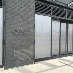 EVER - Updated July 2025 - 1432 Photos & 165 Reviews - 1340 W Fulton St ...