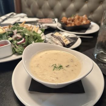 BOSTONIA PUBLIC HOUSE - Updated August 2024 - 2599 Photos & 2065 ...