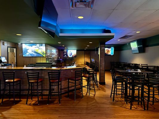 THE VIBE PUB & GRILL - Updated December 2025 - 34 Photos & 20 Reviews ...