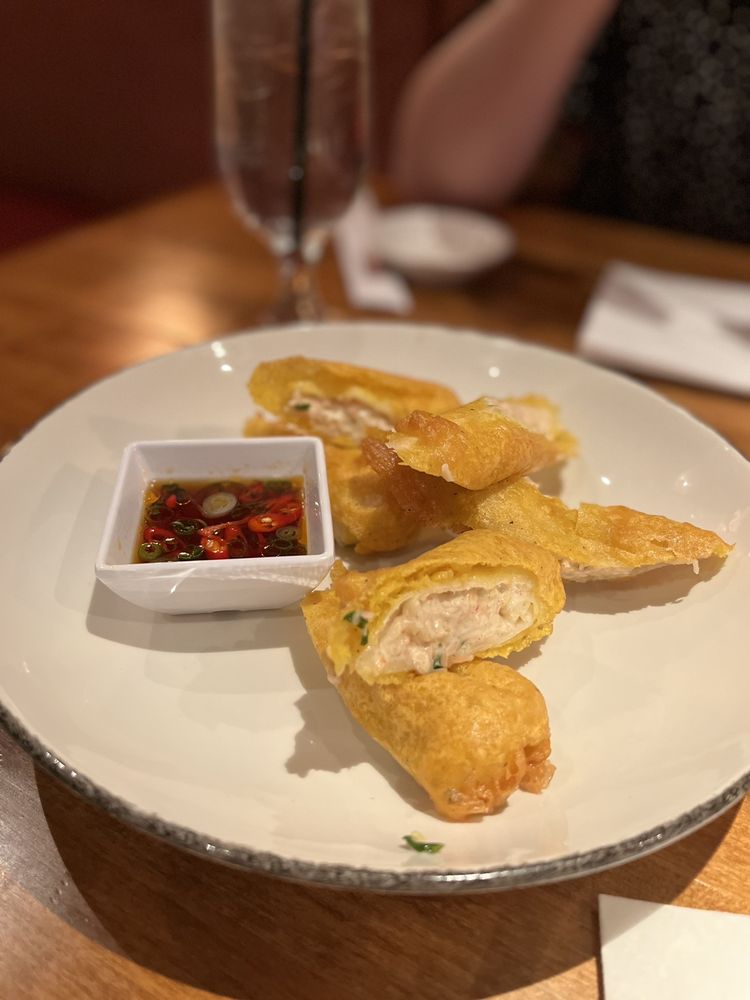 THE FISH - Updated June 2024 - 782 Photos & 518 Reviews - 309 Gray St ...