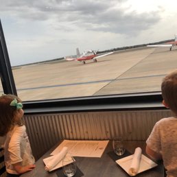 GATE 12 BAR & GRILL - Updated March 2025 - 186 Photos & 155 Reviews ...