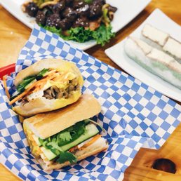 BANH MI PHO U! - Updated December 2025 - 147 Photos & 199 Reviews ...