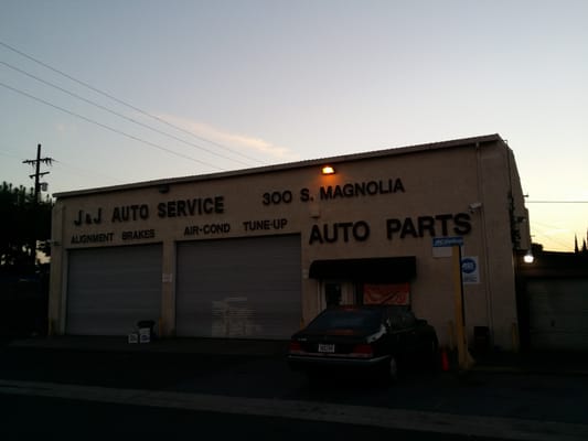 J & J AUTO SERVICE - Updated November 2025 - 20 Photos & 82 Reviews ...