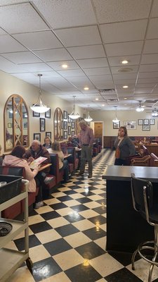 MAYBERRY ICE CREAM RESTAURANTS - Updated October 2025 - 43 Photos & 51 ...