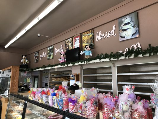 MAZZETTI’S BAKERY - 1262 Photos & 1362 Reviews - 101 Manor Dr, Pacifica ...